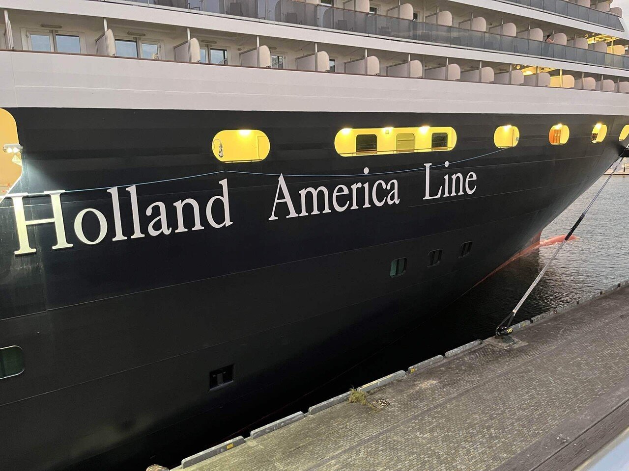 【やり直しのつぶやき 015／365】 木下さんの放送で言ってた船が我が街の港にいました！｜shu-star