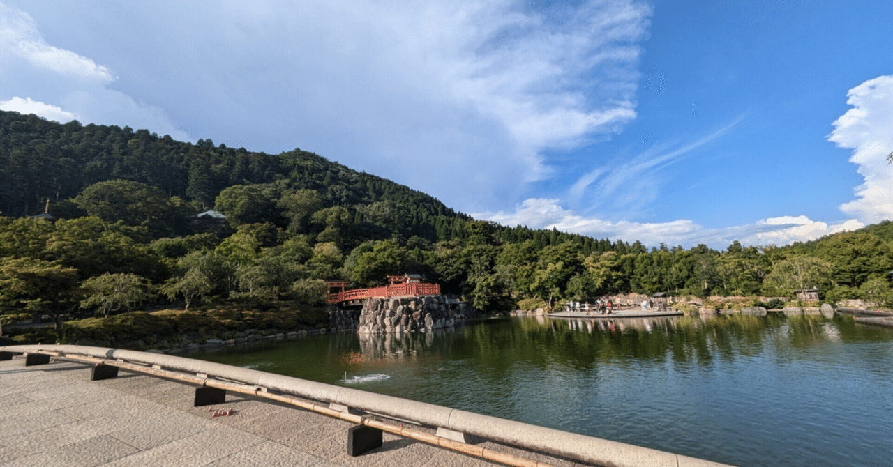 大人の女性が持つ魅力とその秘訣: 包容力、自立、そしてコミュニケーションスキル｜「元ダメ恋愛体質の私が実践した方法」CocoCute