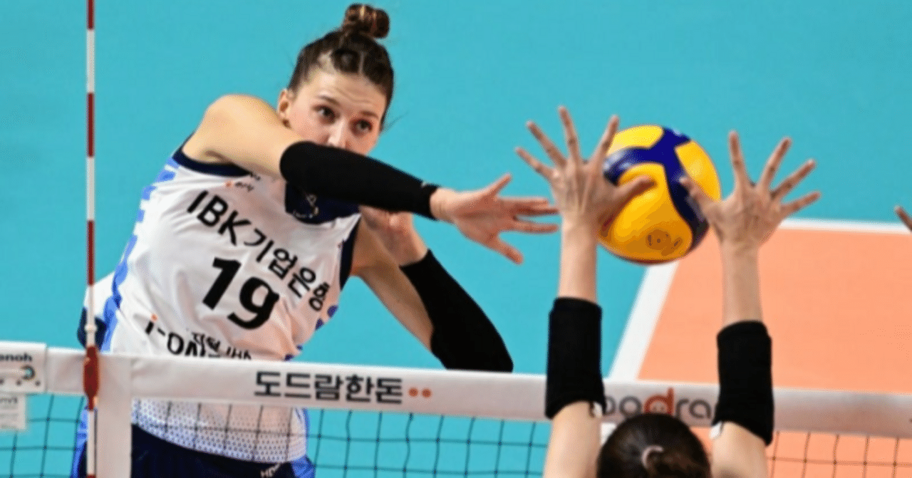 빅토리아 33점 '원맨쇼' IBK기업은행, 아란마레에 3-1로 승리｜girhammarjole736