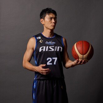 隣の芝は青い｜石井講祐(ishii kosuke)