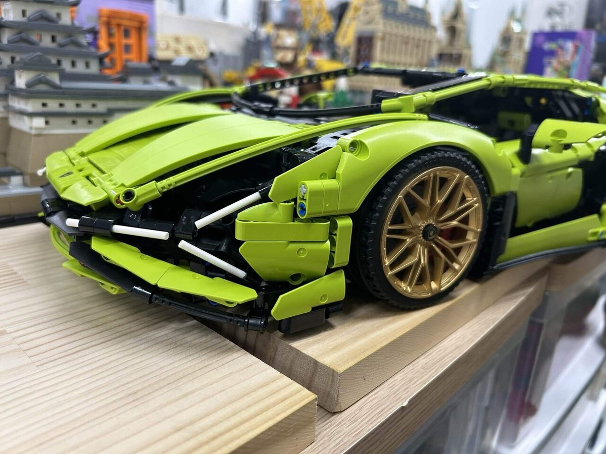 LEGO テクニック 42115 ランボルギーニ シアンFKP 37｜YOSHINANI, Inc.（よしなに）