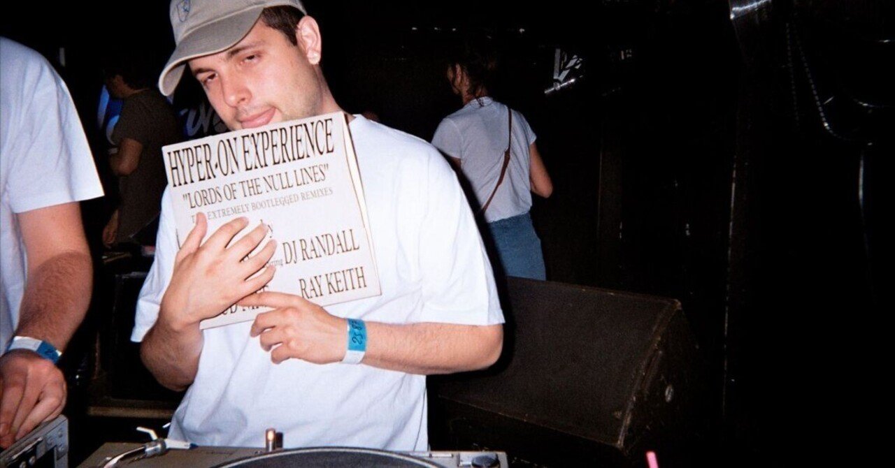 DJ PythonのAngelがピッチフォークのThe 100 Best Songs of the 2020s So Farの54位に選ばれて ...