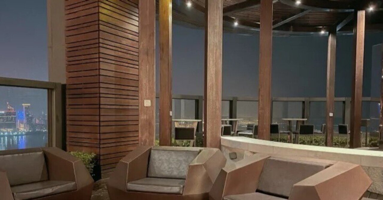 マカオのラウンジバーで高級感溢れる空間と眺望を堪能するなら「38 Lounge」｜マカオ孔明｜バカラ＆競馬＆マカオ生活