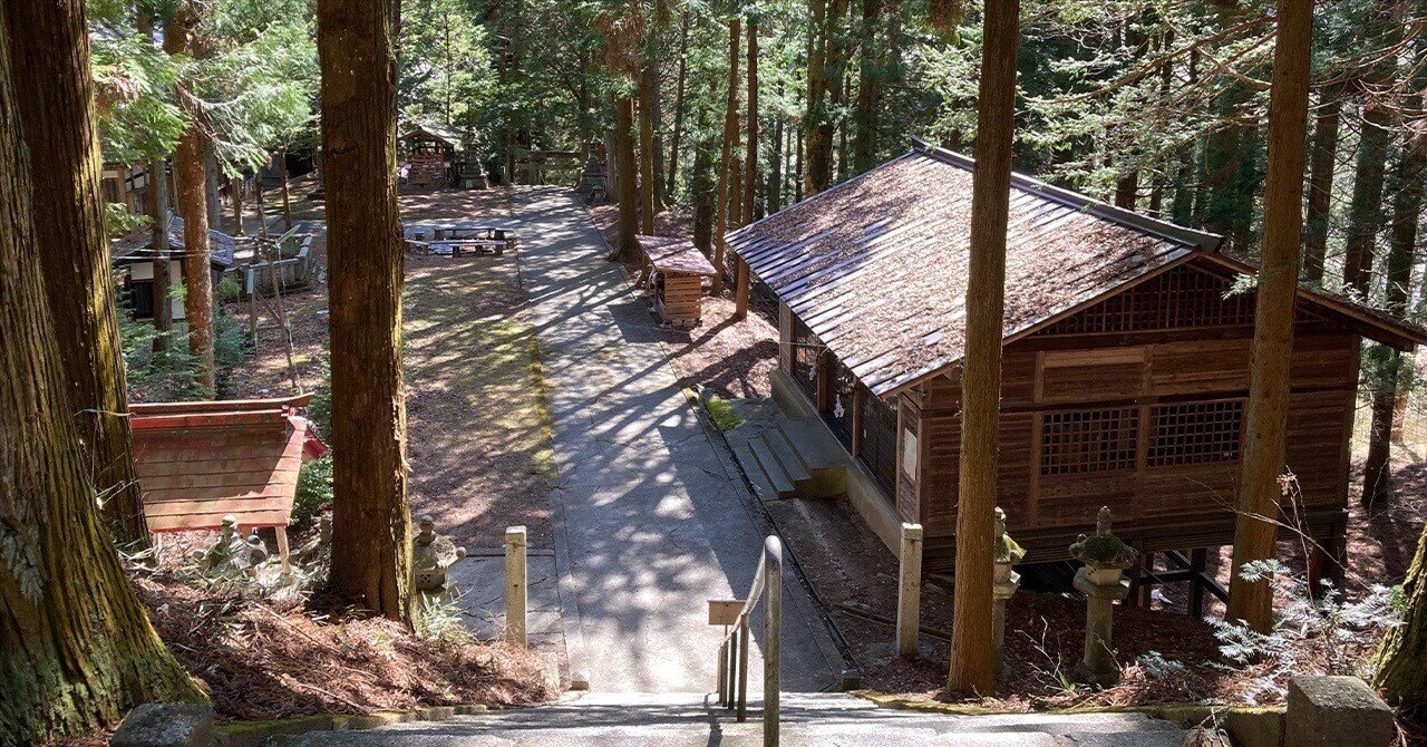 水中からベトナムへ、そして神社のブランコから眺めるそれぞれの人生｜めんでる（Kazuhiro Maeda）