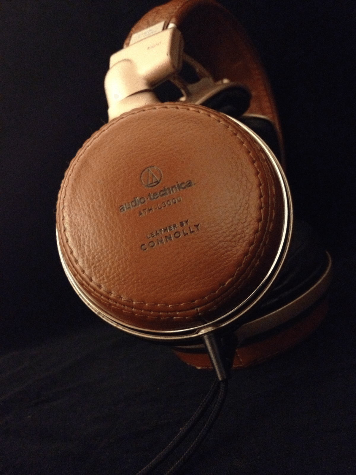激レアな革のヘッドホン！ audio-technicaのATH-L3000を紹介します。 シロサメのオーディオ・イヤホン・ヘッドホンレビュー ...