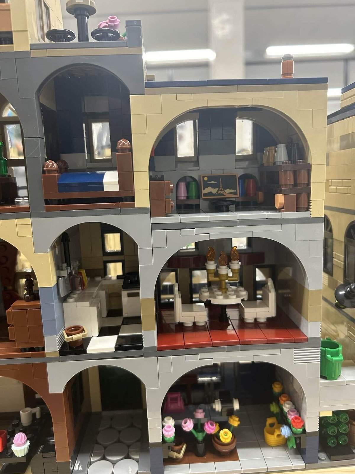 LEGO 910032 パリの街並み｜YOSHINANI, Inc.（よしなに）