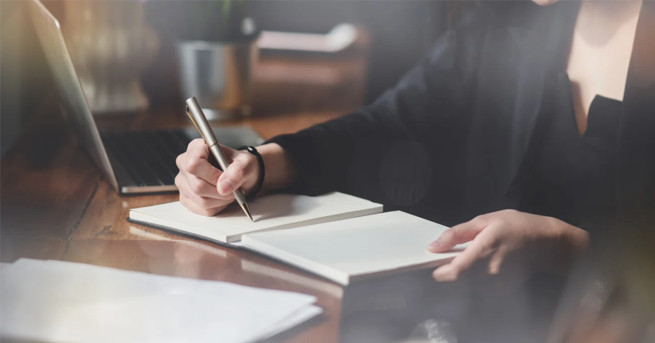 Surprising Things About Becoming a Female Manager Overseas (Hong Kong ...