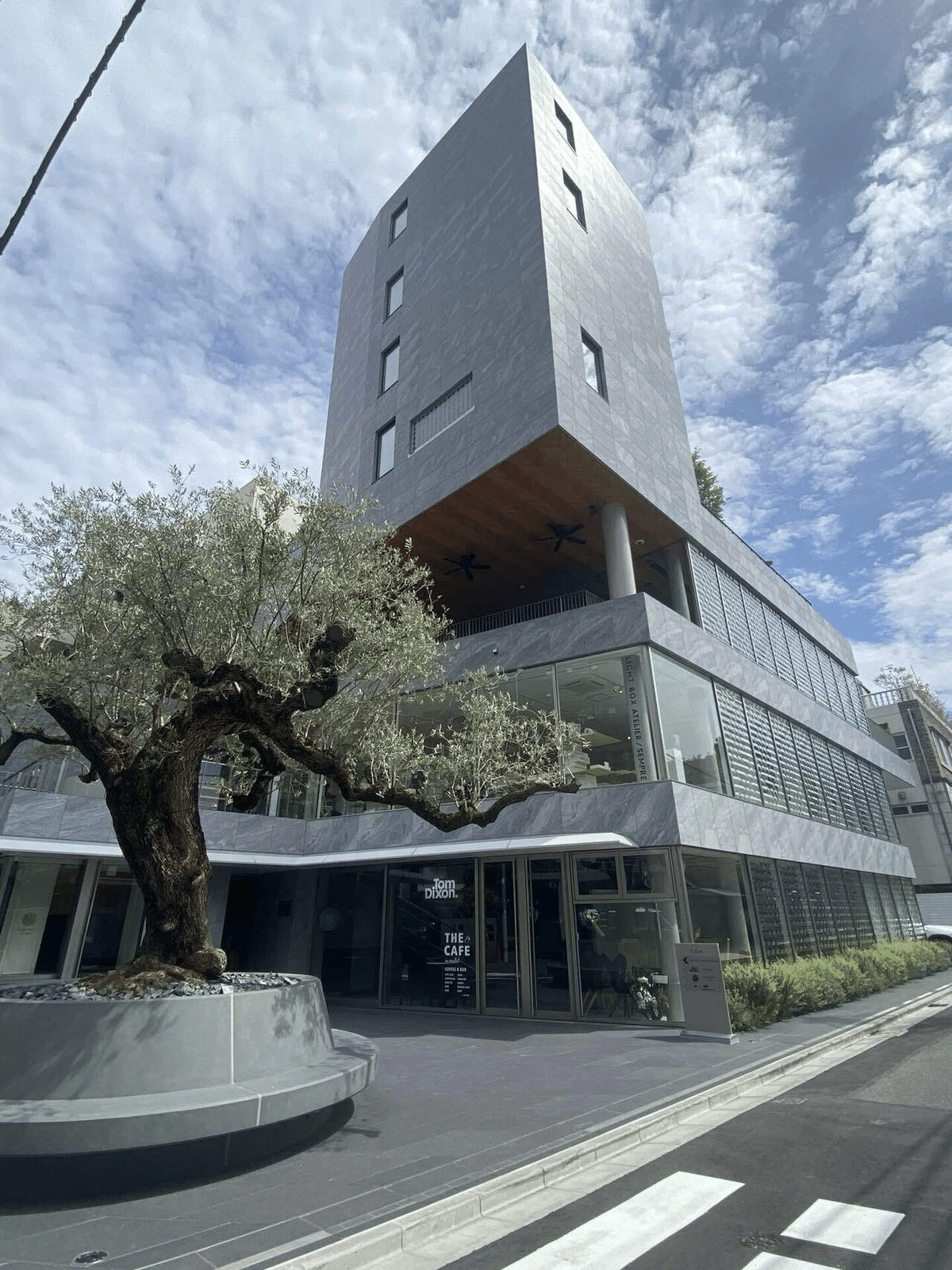 東京建築巡り〜中村拓志の観世水をモチーフにした文化発信施設｜東京の建築&アート巡りオタク@tanrock