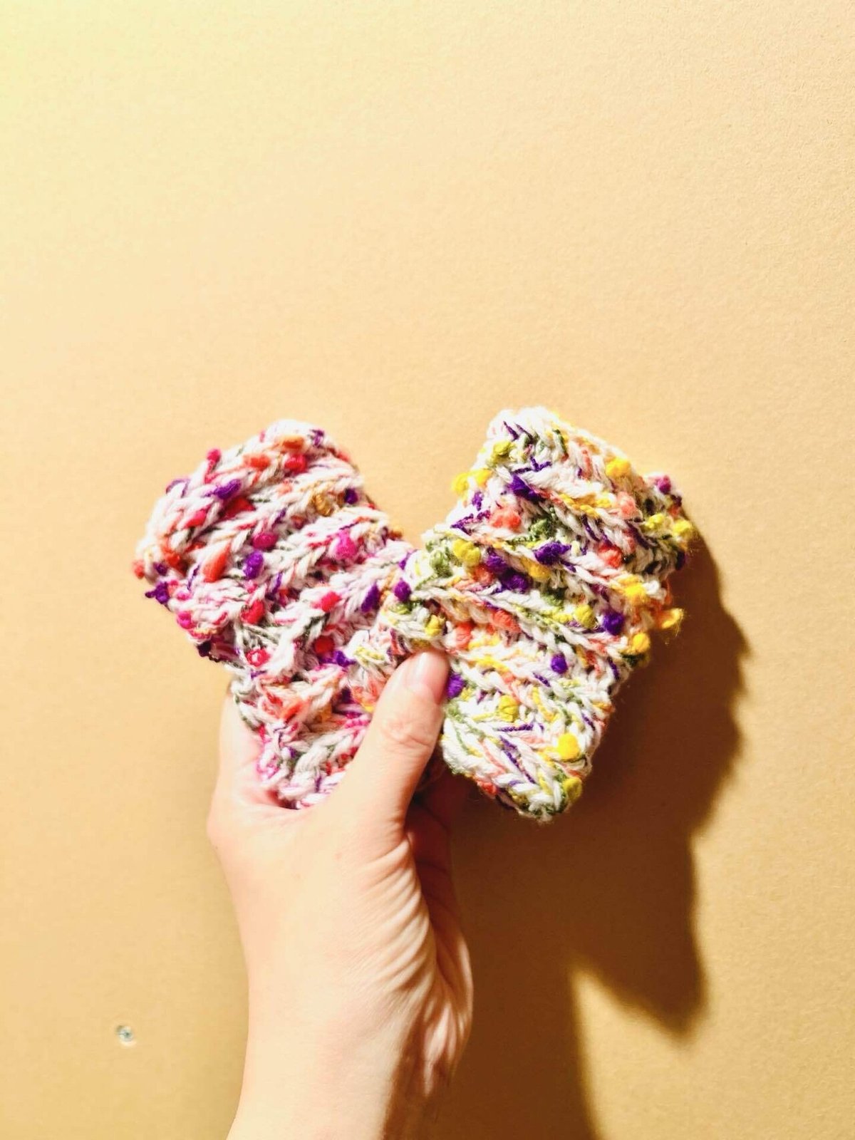 編み物🧶アームウォーマー｜yukky@イラストレーター/🧶