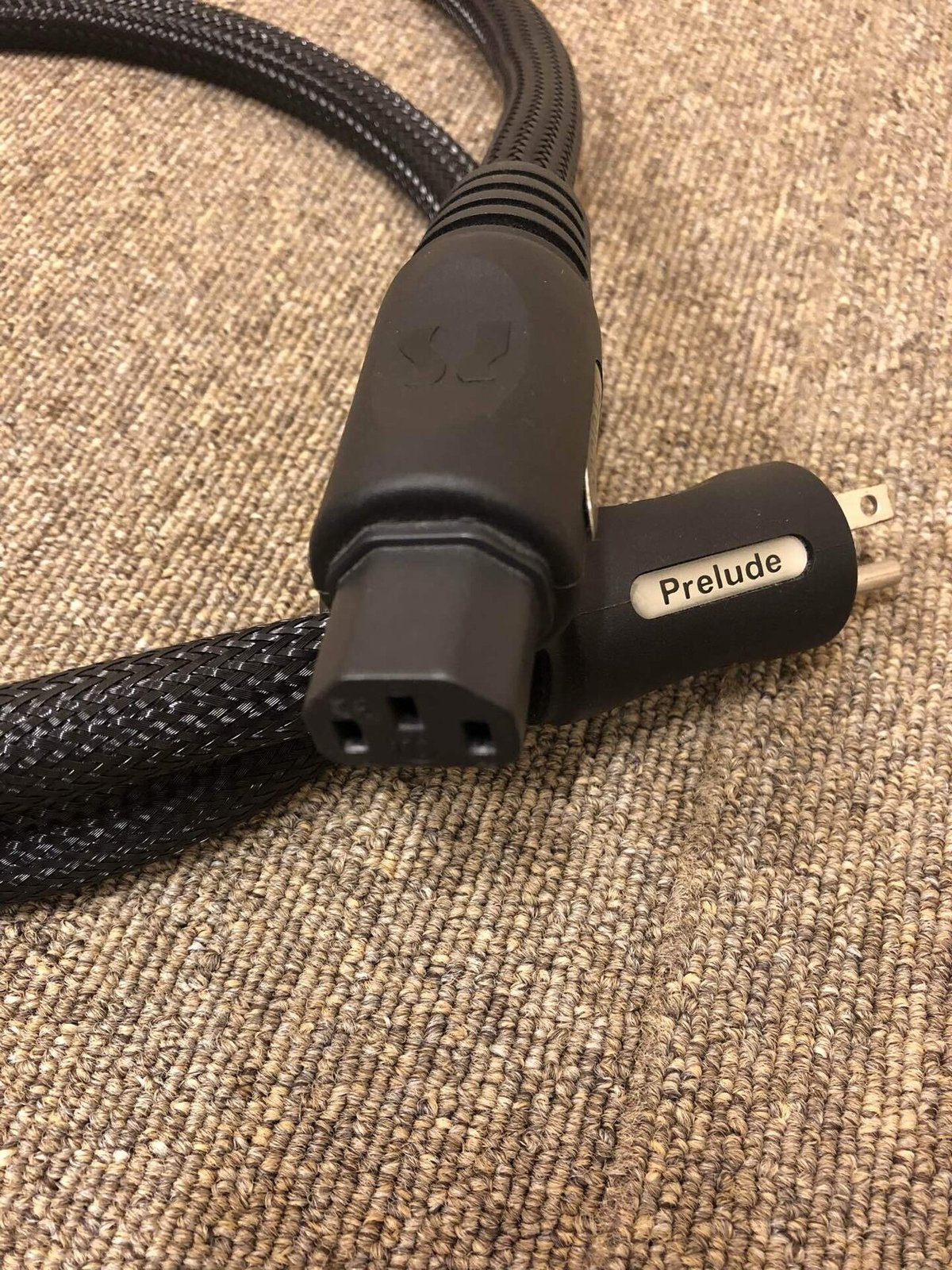 滑らかなサウンドが聴ける電源ケーブル！？ PS Audioの xStream Power Cable Prelude MK2を紹介します！｜#シロサメ #オーディオ初心者 #イヤホン ...