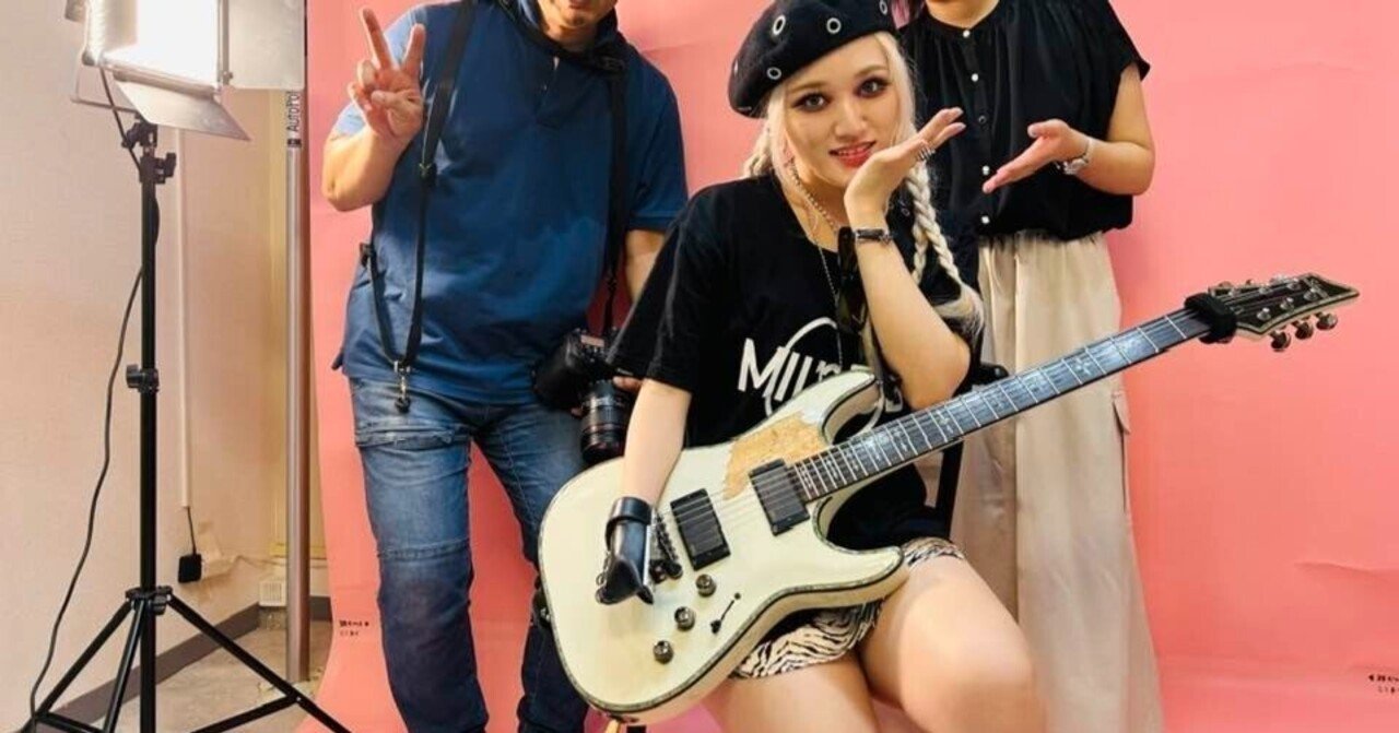 【取材】 Lisa13さん 右手がない私がギターを弾く｜ライター・イラストレーター 飯塚まりな