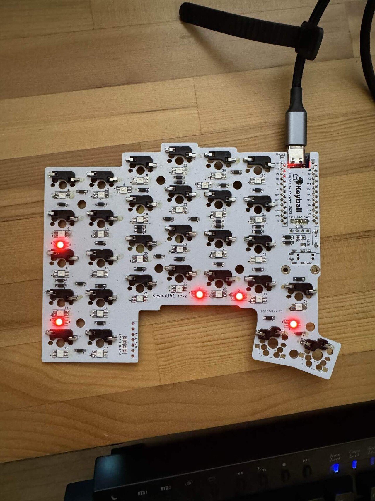 組立中>keyball61 組立てメモ|TAKE 組立中>keyball61 組立てメモ|TAKE