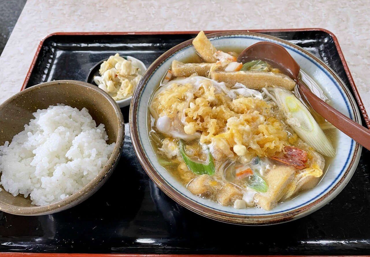 月見 大町店。天とじ蕎麦。御飯もついてきて880円。とても美味しい良いお店。｜DJ KENJEE