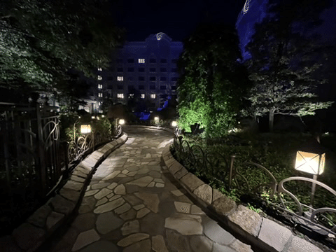 我慢が九、辛抱が一、合わせて十、堪えて耐えてとそれが人生 ｜Shinichi Sendagi