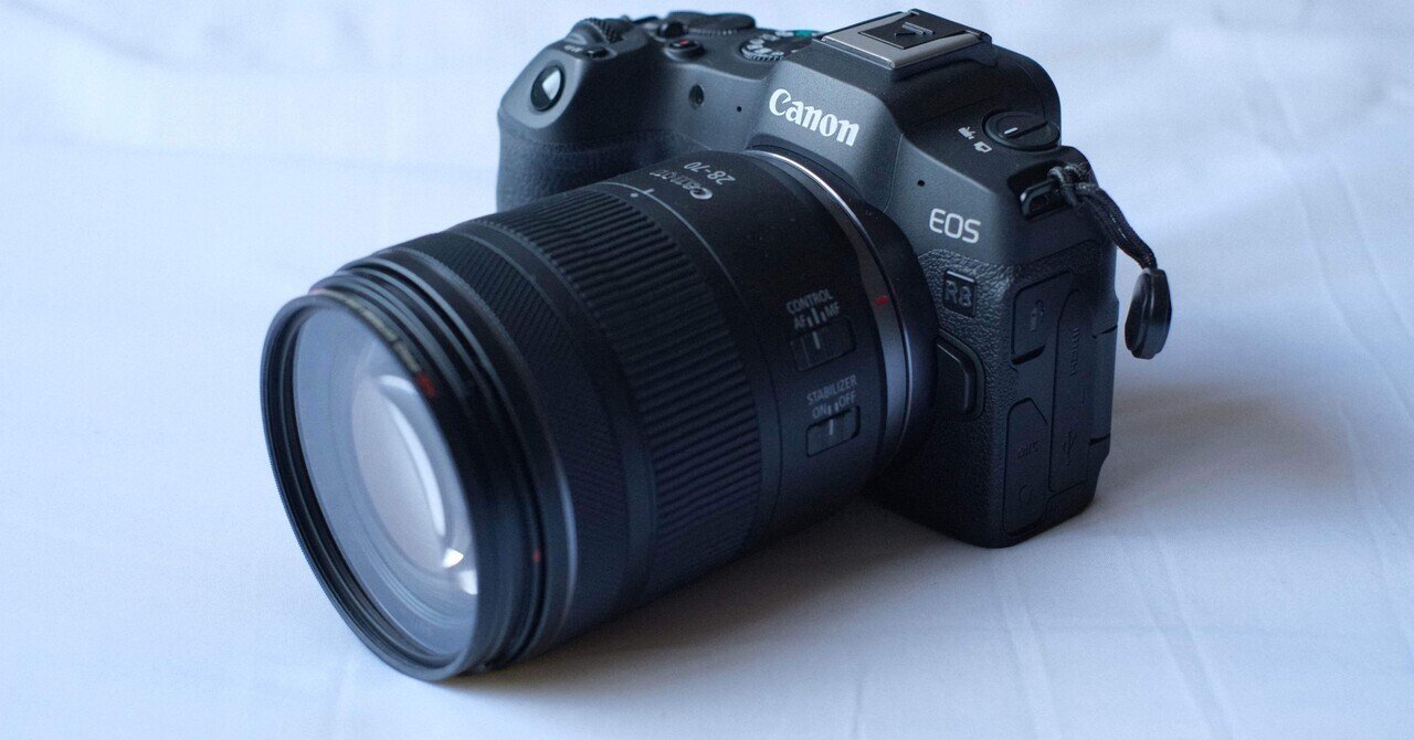 Canon R8ってなんだか、人気なさそうだよね。コンパクトで高性能 Canon R8ってなんだか、人気なさそうだよね。コンパクトで高性能