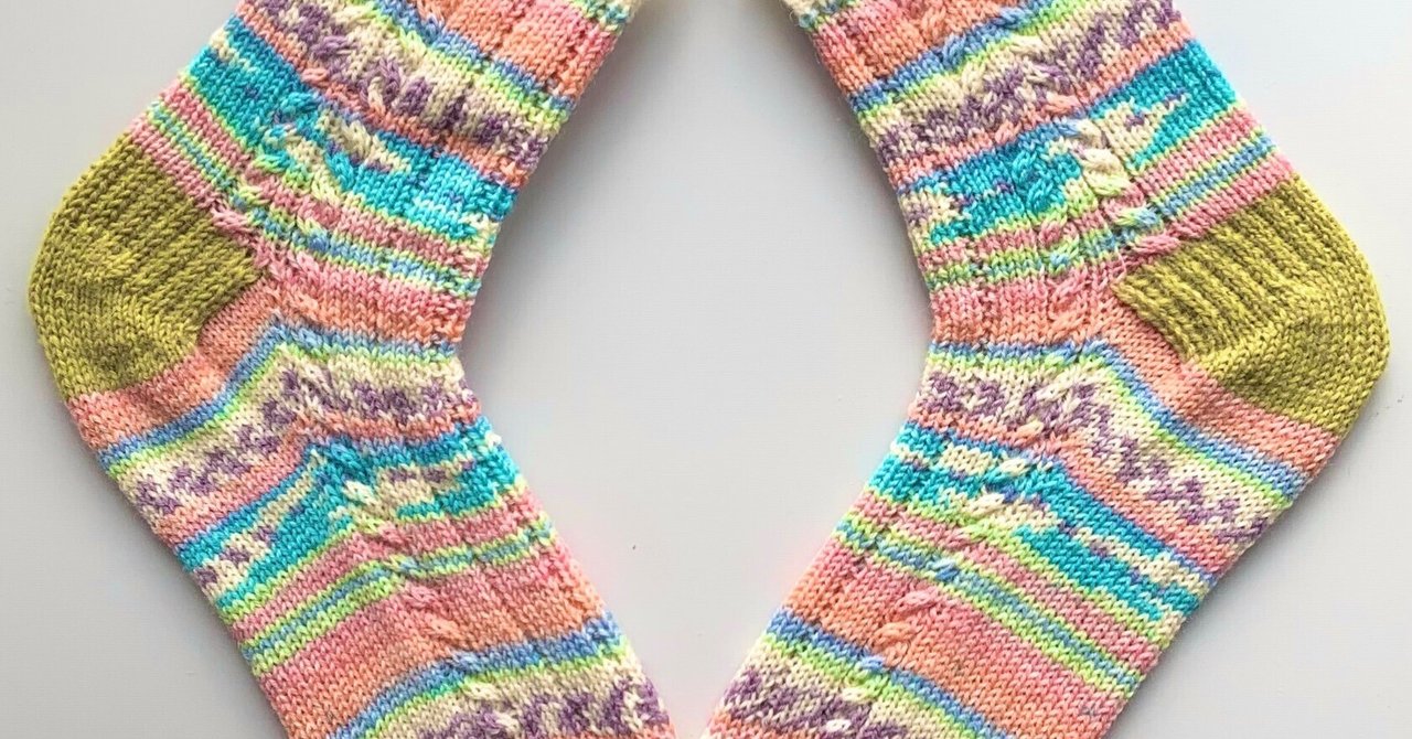 opal毛糸、新作『つむじ風』で編んでみた｜cotto mou/心躍る手編み靴下作家の備忘録