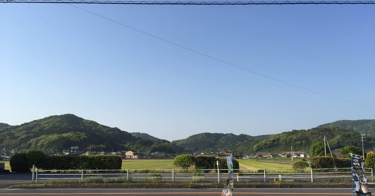 ひたすら勉強する生徒たちを見て。｜りりー大塚