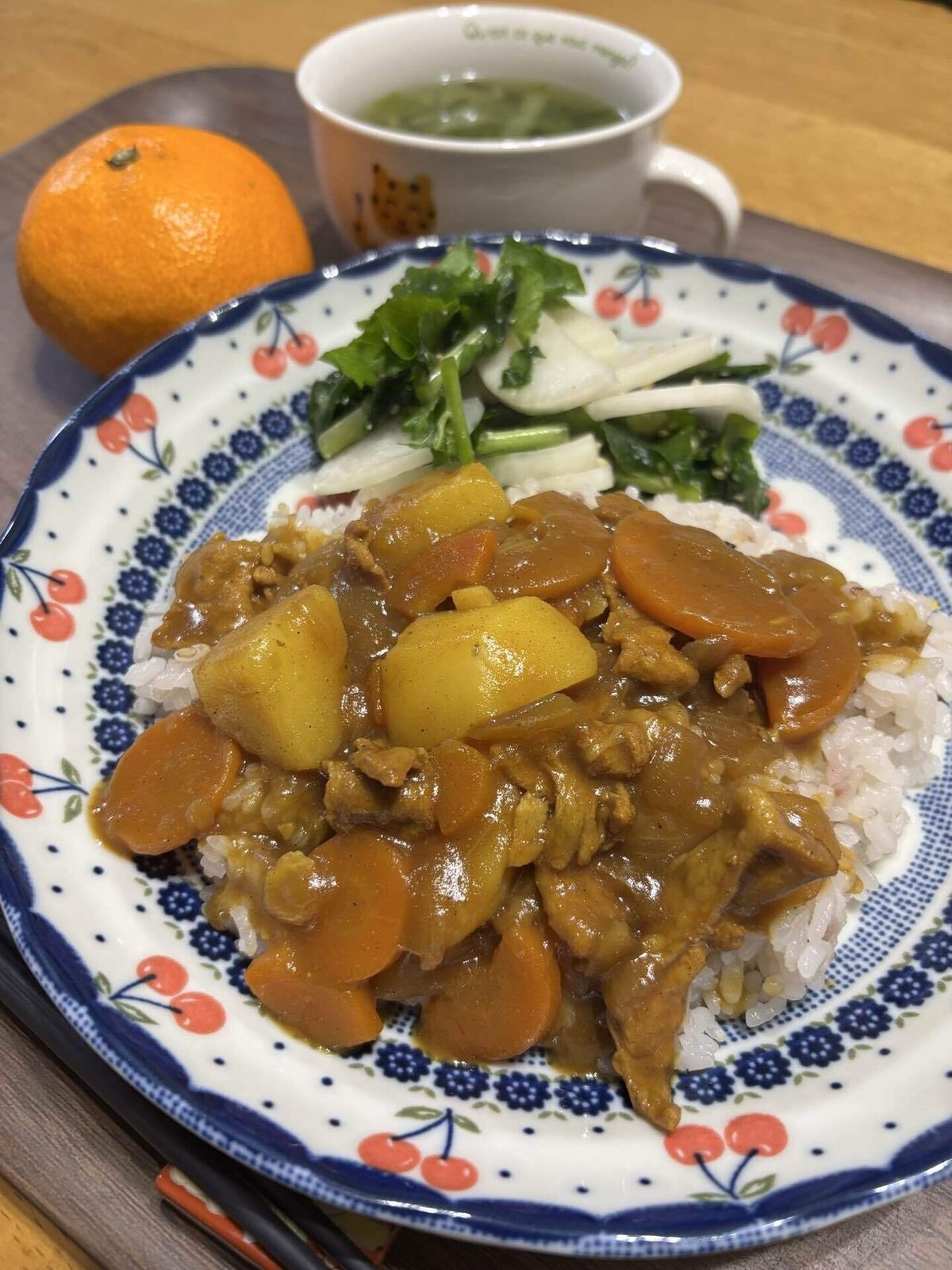 『家のカレー🍛』（塩分1.8g）｜guttyo