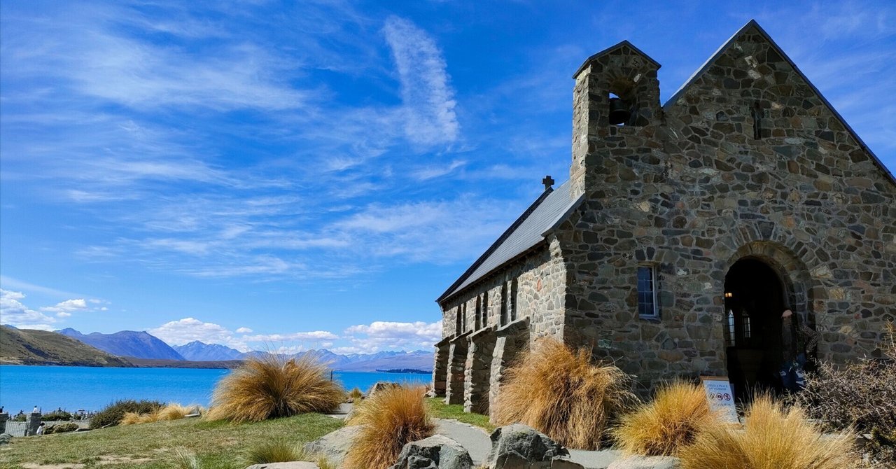 湖の色に恋して…！プカキ湖＆テカポ湖、絶景とサーモンを味わう夫婦旅｜kaede