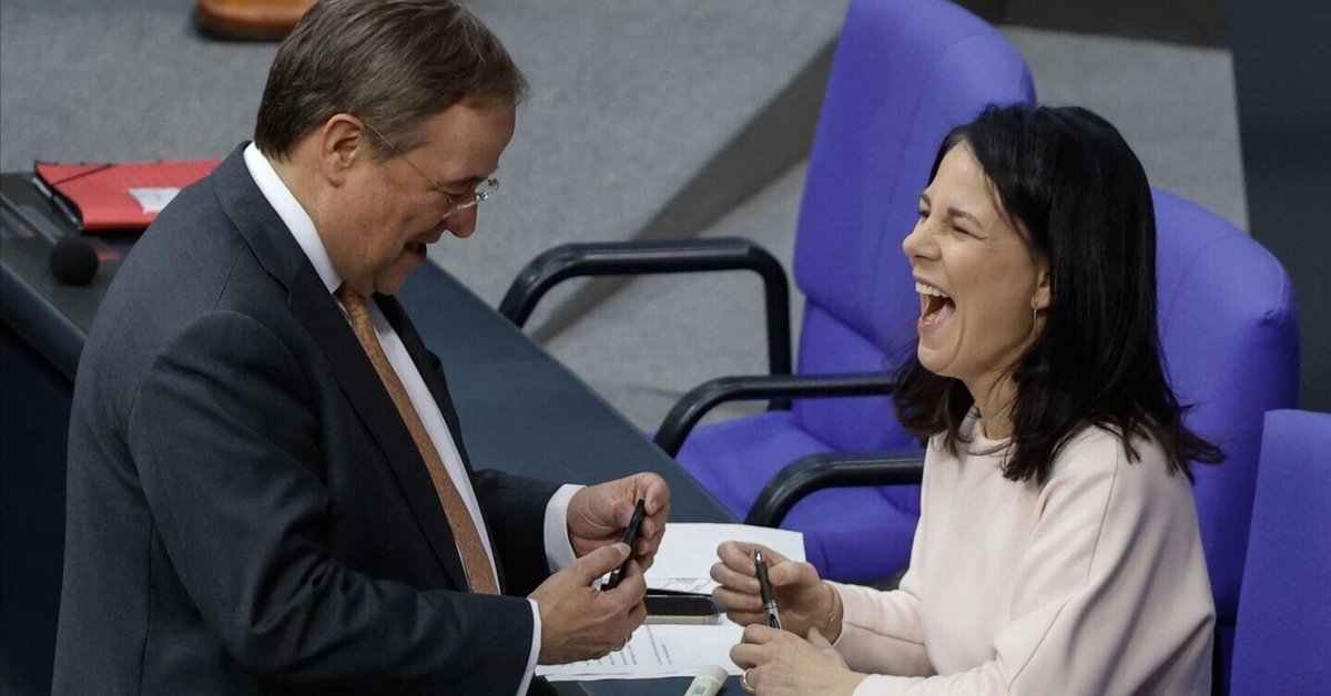 刺激的な集まり：黒緑のトップ政治家たちがCDUのラシェットのアパートで祝う｜DigitalCreator