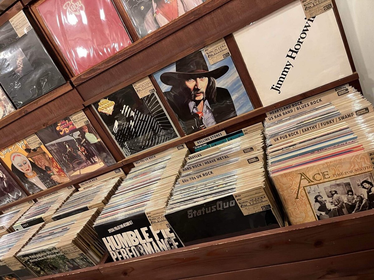 レコードショップ巡り 大阪~心斎橋編~｜China Koike