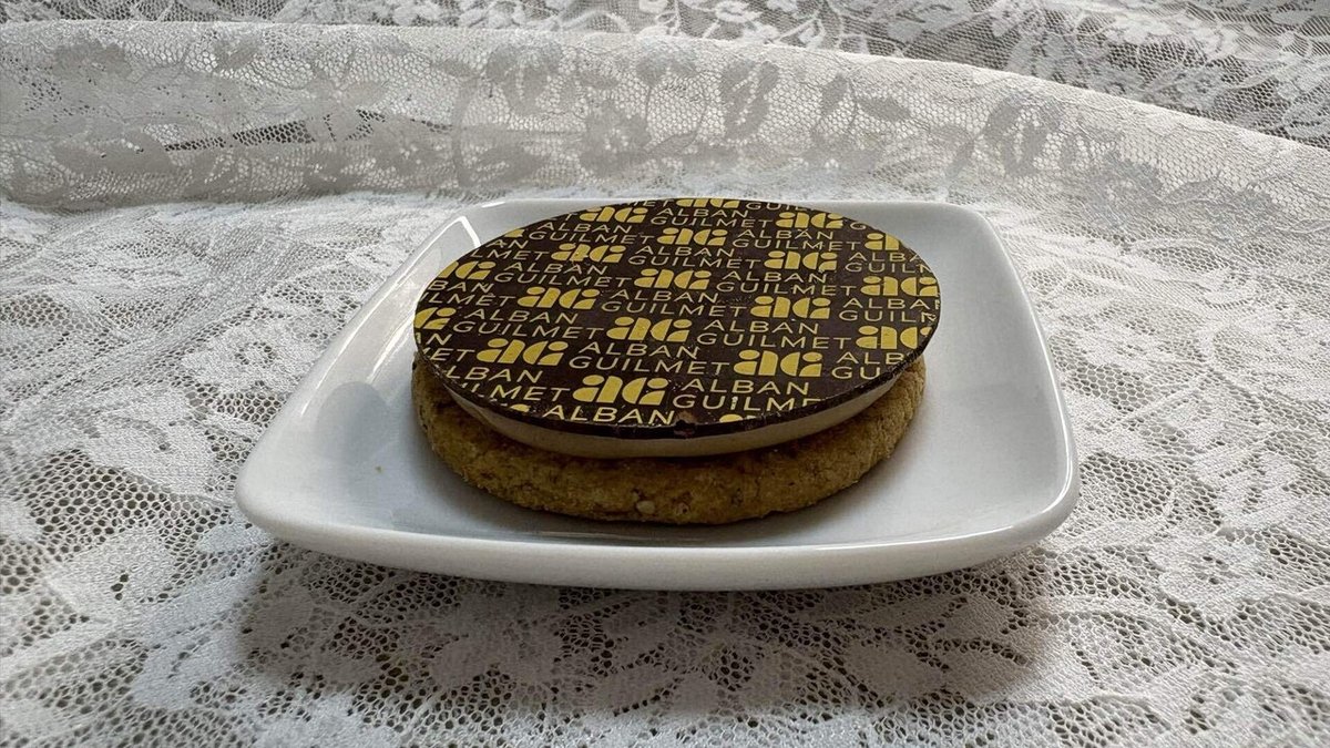 レア度5ツ星！フランスのサブレ魂の宿るチョコ | アルバン・ギルメ｜yui_life365