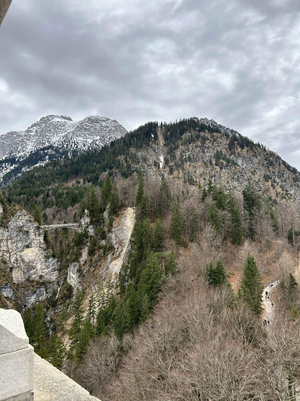 ドイツ旅行🇩🇪#4｜はじめての海外旅行🌍｜3日目【ヴィースの巡礼教会・ノイシュヴァンシュタイン城を1日で観光！】｜みつ