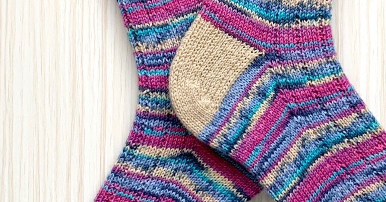 お気に入りの秘蔵っ子、opal毛糸の『ホリデイズ｜cotto mou/心躍る手編み靴下作家の備忘録