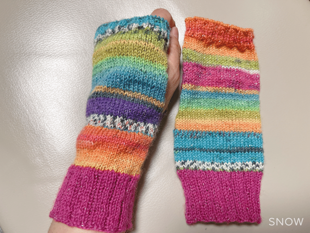 ハンドウォーマー編みました｜晴（Natsuko M)