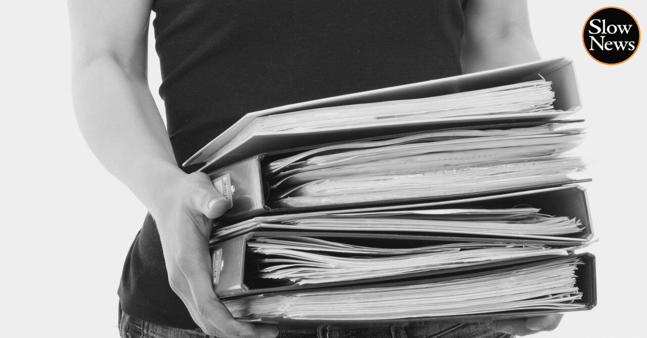 【写真】差し替えられた「最重要」論文とは｜SlowNews 写真