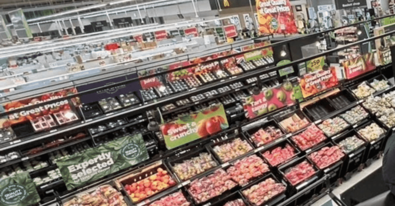 たっぷりフルーツ＆お手頃ランチ！-英国のスーパー活用術-【子連れ英国旅行#4】｜Kayoko Shimada