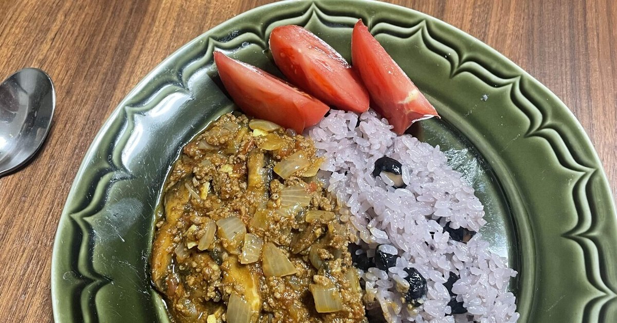 なんだかんだ母親には似てくるものだ｜yuka