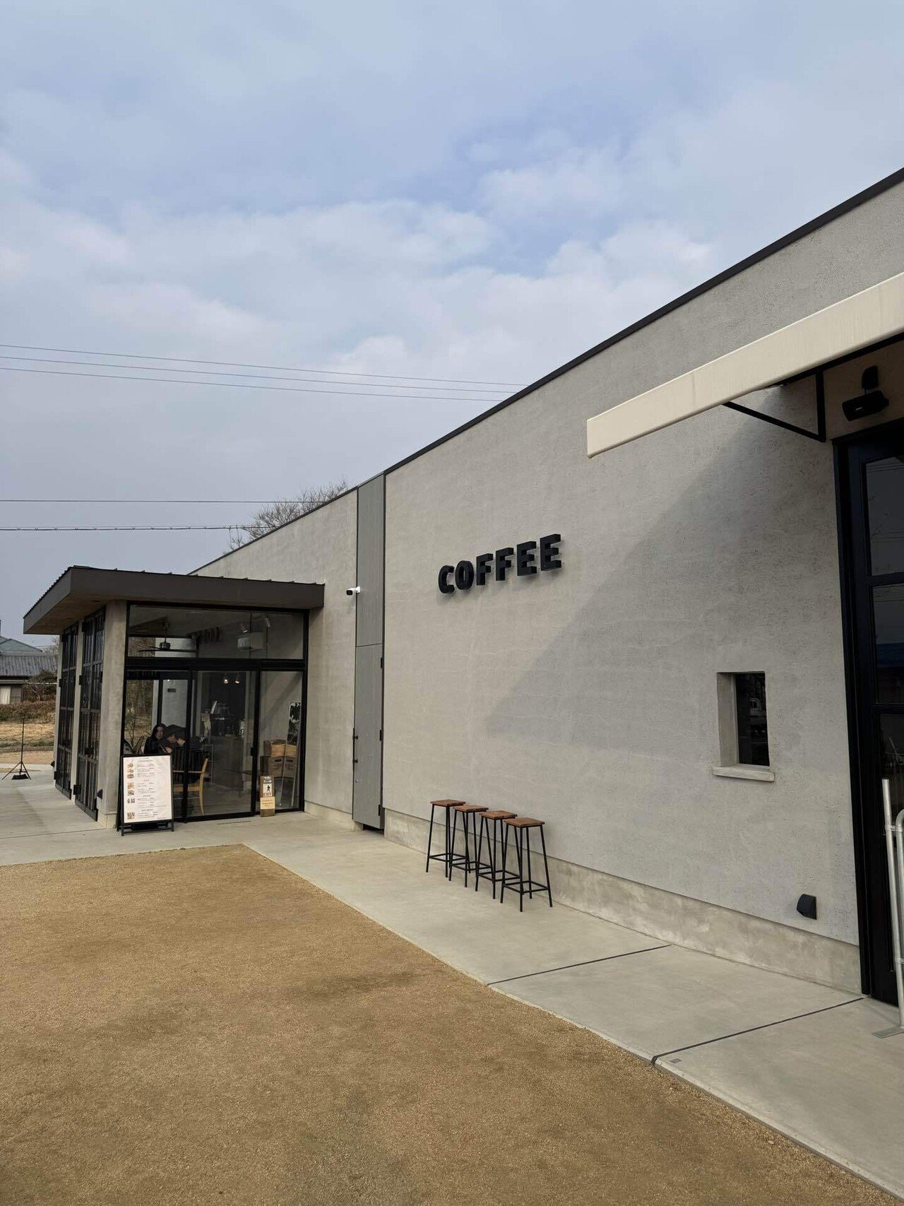 貴重な薬草を発見⁉️🪬 🌿｜jacobollbie【画家】