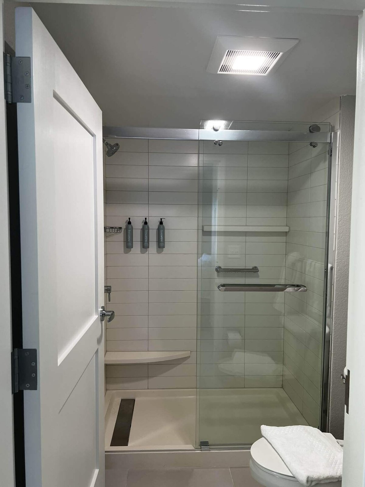 【アメリカ・フロリダ旅行記 1/5】2025年ディズニー＆NASAのトロント発オーランド旅行の節約旅｜おかめちゃん🇬🇧イギリスワーホリYMS ...