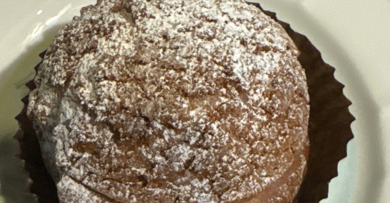 【L’atelier caramel (ラトリエ カラメル）】さん の「シュークリーム」〜至福のスィーツ〜｜Hiro／AIに取り組む66歳