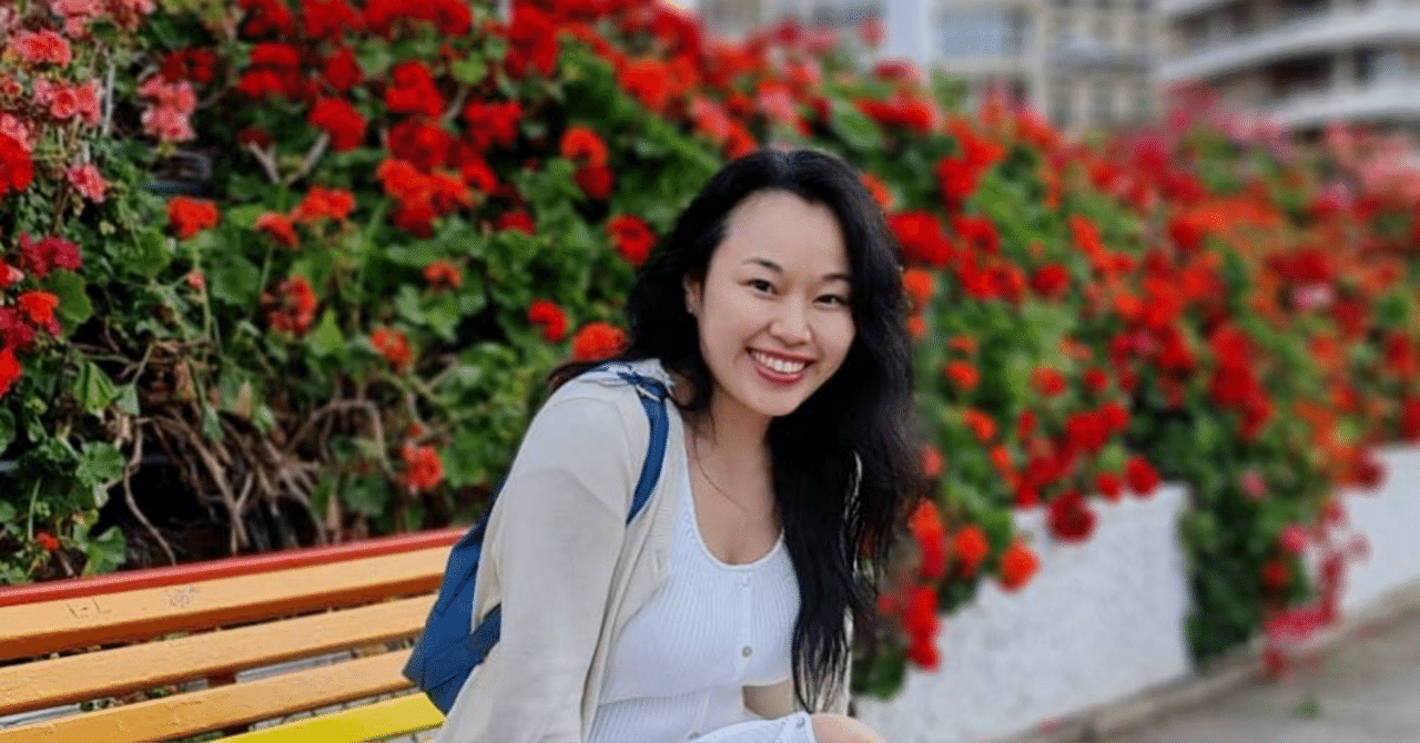 綺麗な花💐！名前は何？｜Emiko