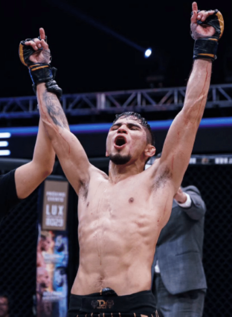 私的注目MMAファイター 🇲🇽ルイス・ロドリゲス (Luis Rodríguez) 25歳/9-1 フライ級 ・直近試合 3/29LUX51 ...