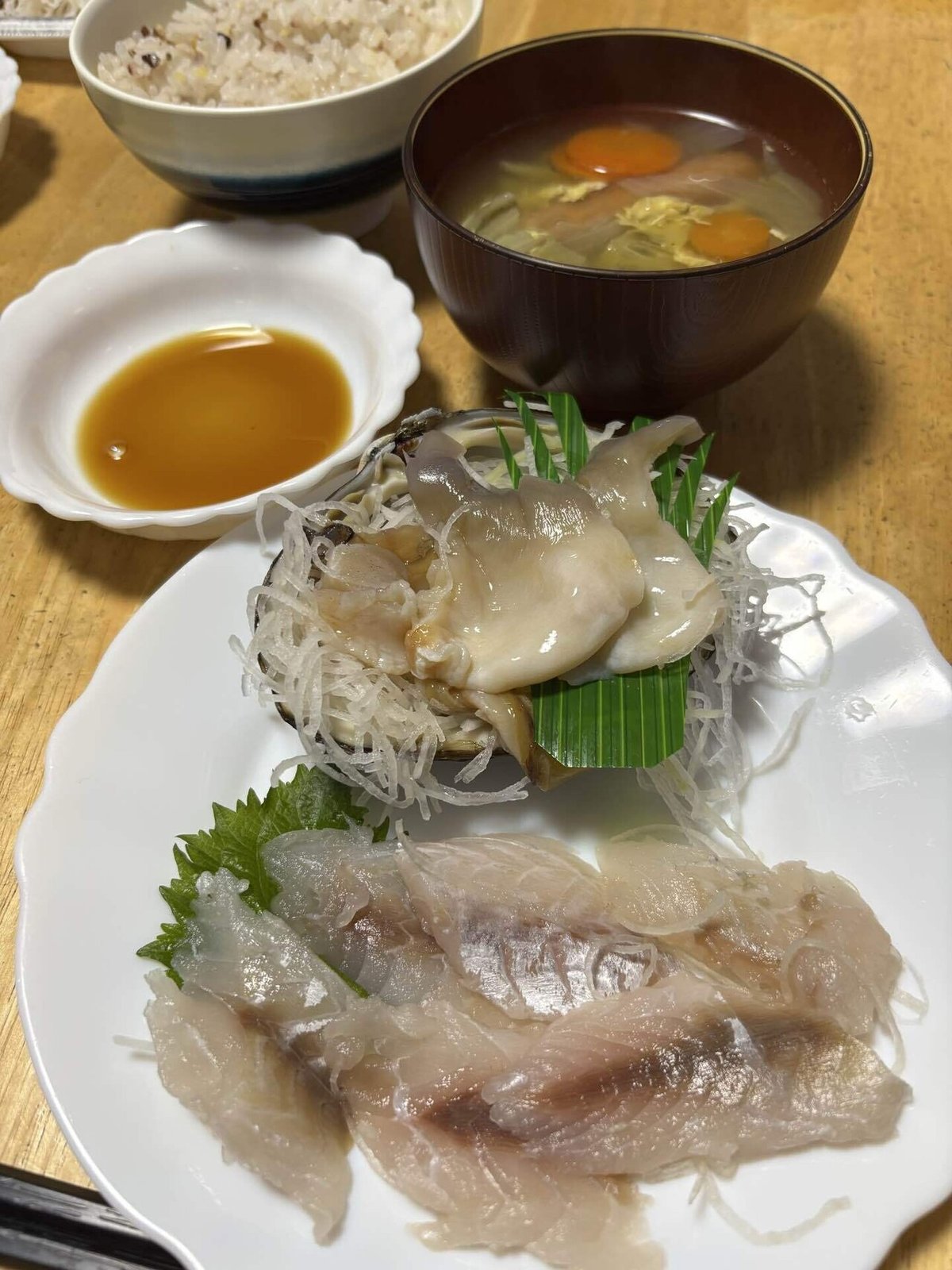 『ホッキ貝、カマスのお刺身』（塩分0.4g）｜guttyo