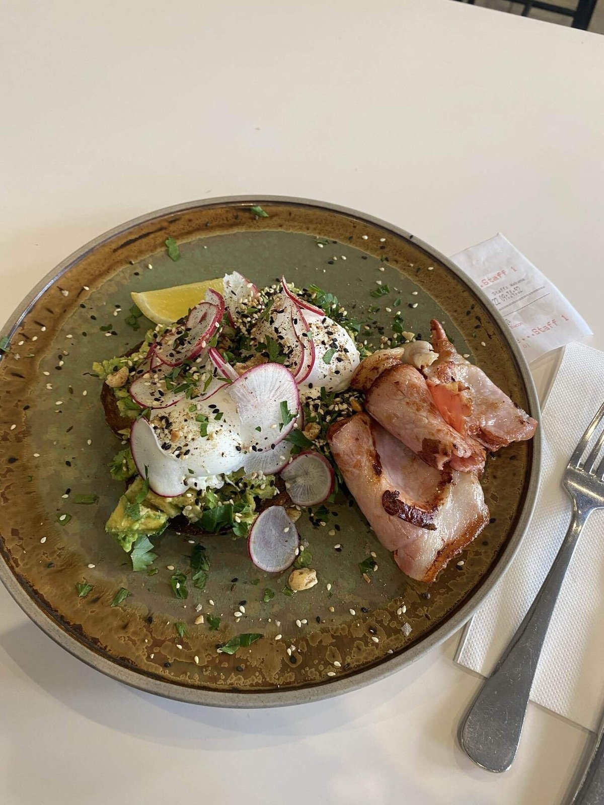 オーストラリアで食べてほしいカフェの定番Breaky&Lunch｜Waka in AUS🇦🇺