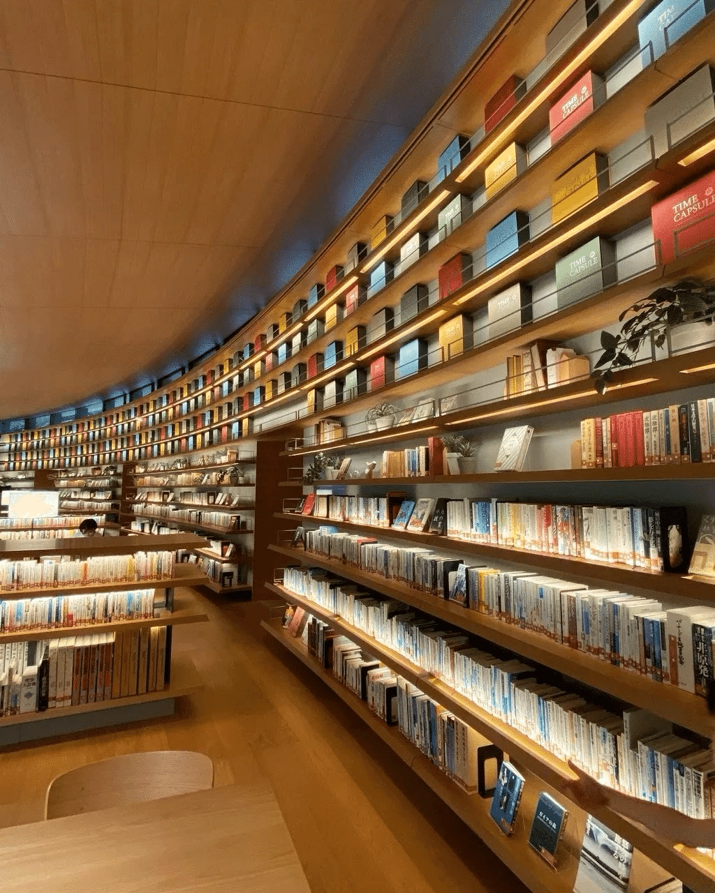 東京図書館巡り〜タイムカプセル本箱｜東京の建築&アート巡りオタク@tanrock