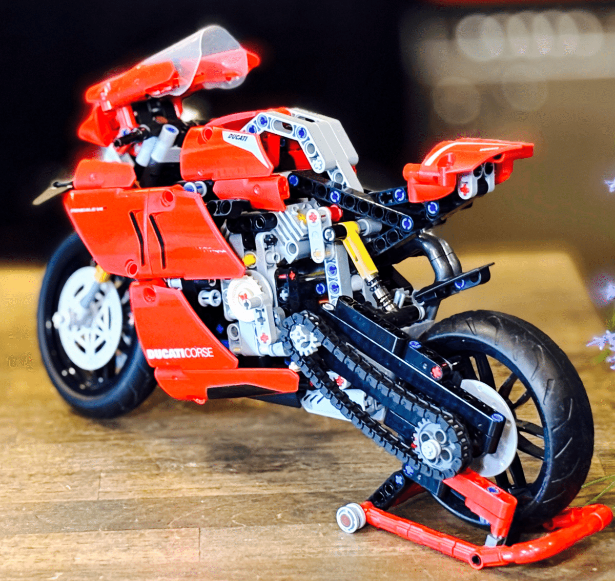 [プラモデル]映える・遊べる・すぐ作れる。大人のための“簡単ホビー”3選｜b.s.collect from Tsune