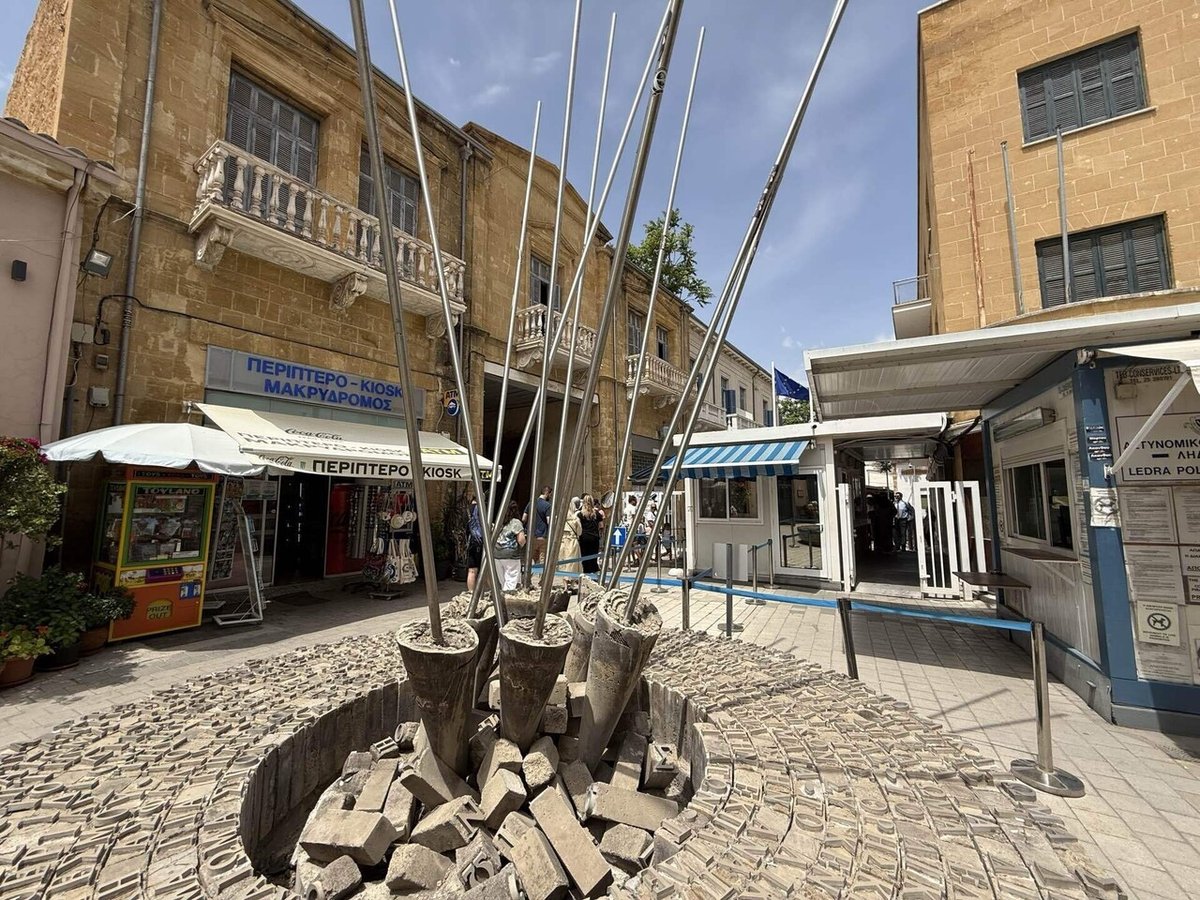 【2025年5月】キプロス旅行 〜バス情報〜｜ほりん