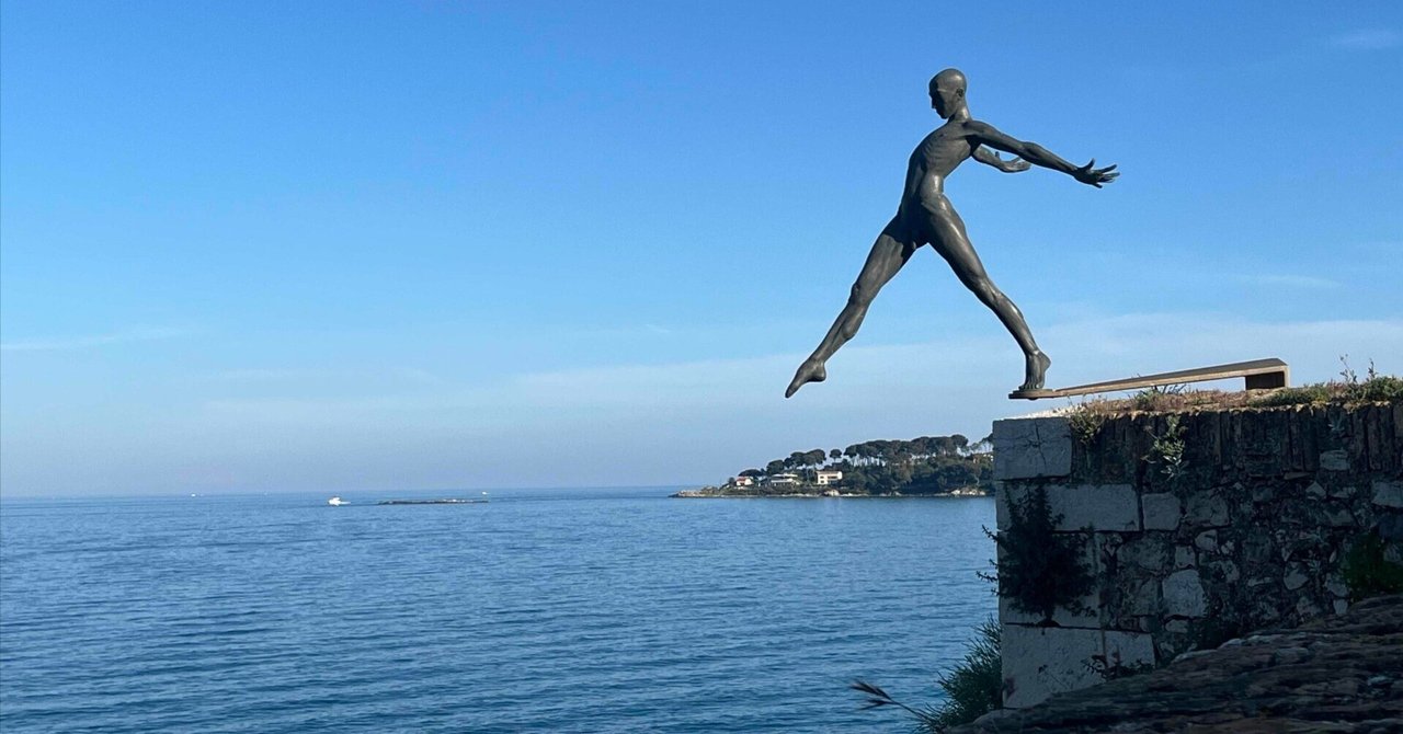 週末のアンティーブ｜Kaoru Miller