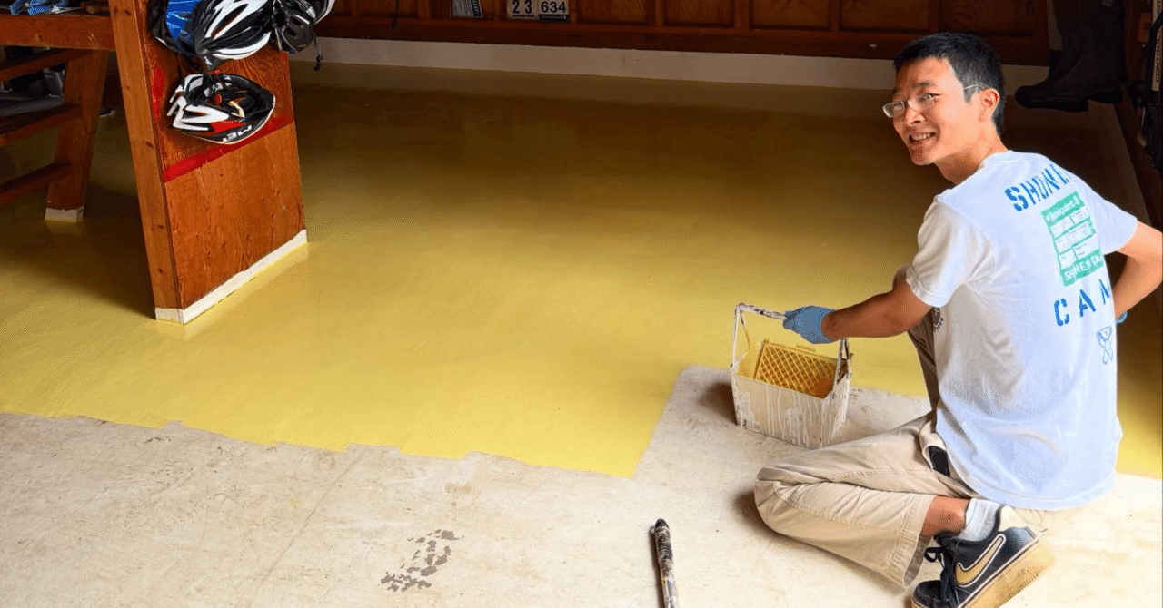 卒業生とペンキ塗り｜Dan Takuma