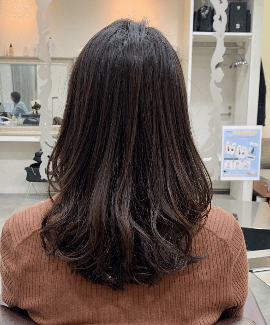 カールやウエーブを作るだけじゃないケアパーマ｜金山シンヤ/広尾/薬院/エイジングケア専門美容師