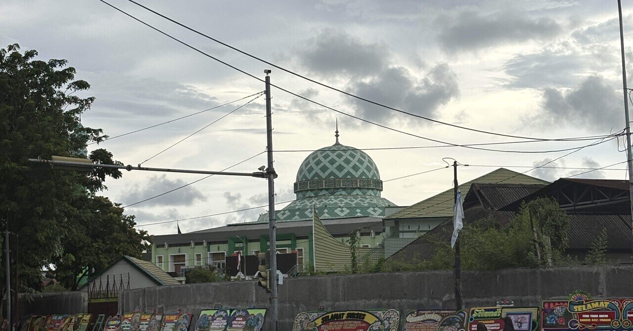 英詩 「Regarding the problem of overexposure of the buttocks」｜最後のエレクトゥス