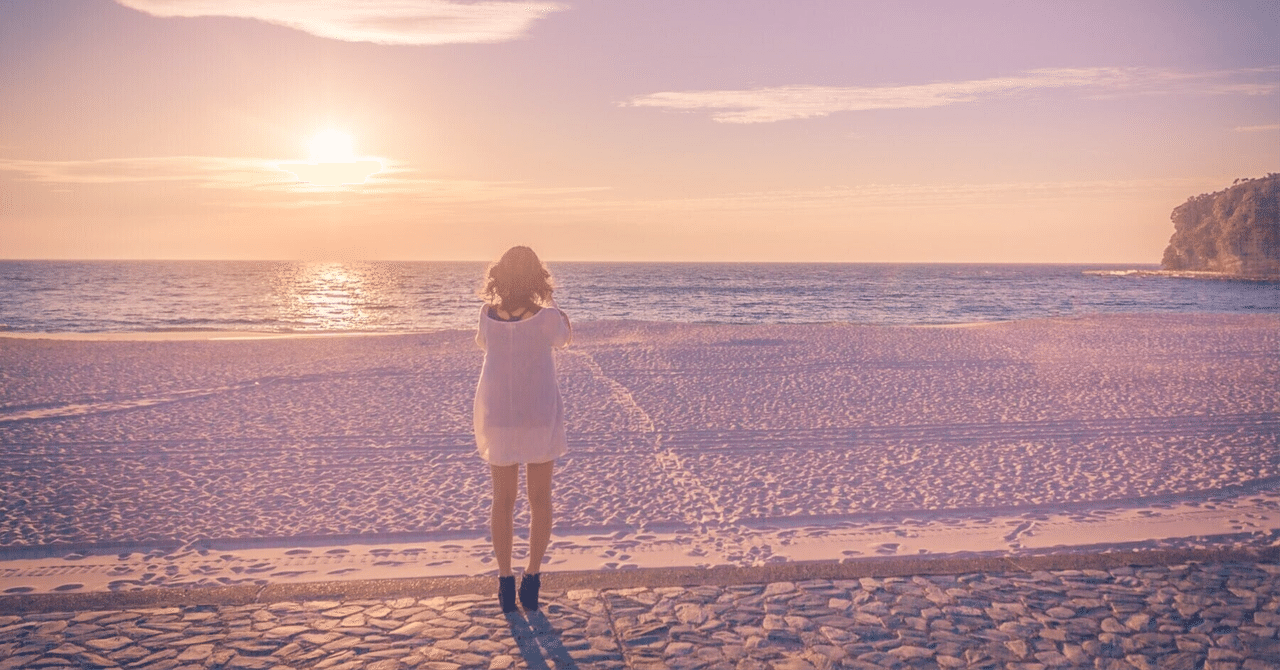 額に入った夕暮れ【毎週ショートショートnote】｜amanatz