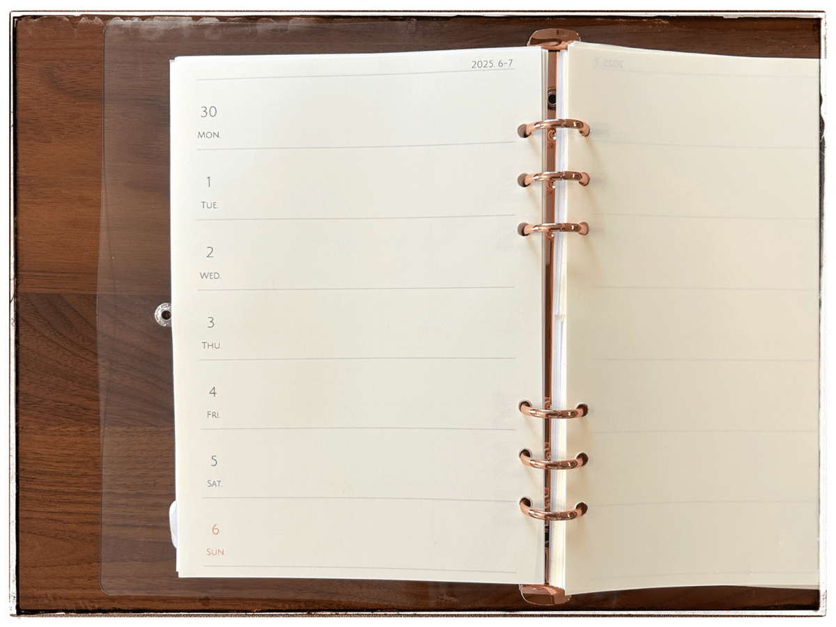 【フリーダウンロード】A5サイズの週間レフト 手帳リフィル[日付け入り] 2025.7〜9月｜saki_note