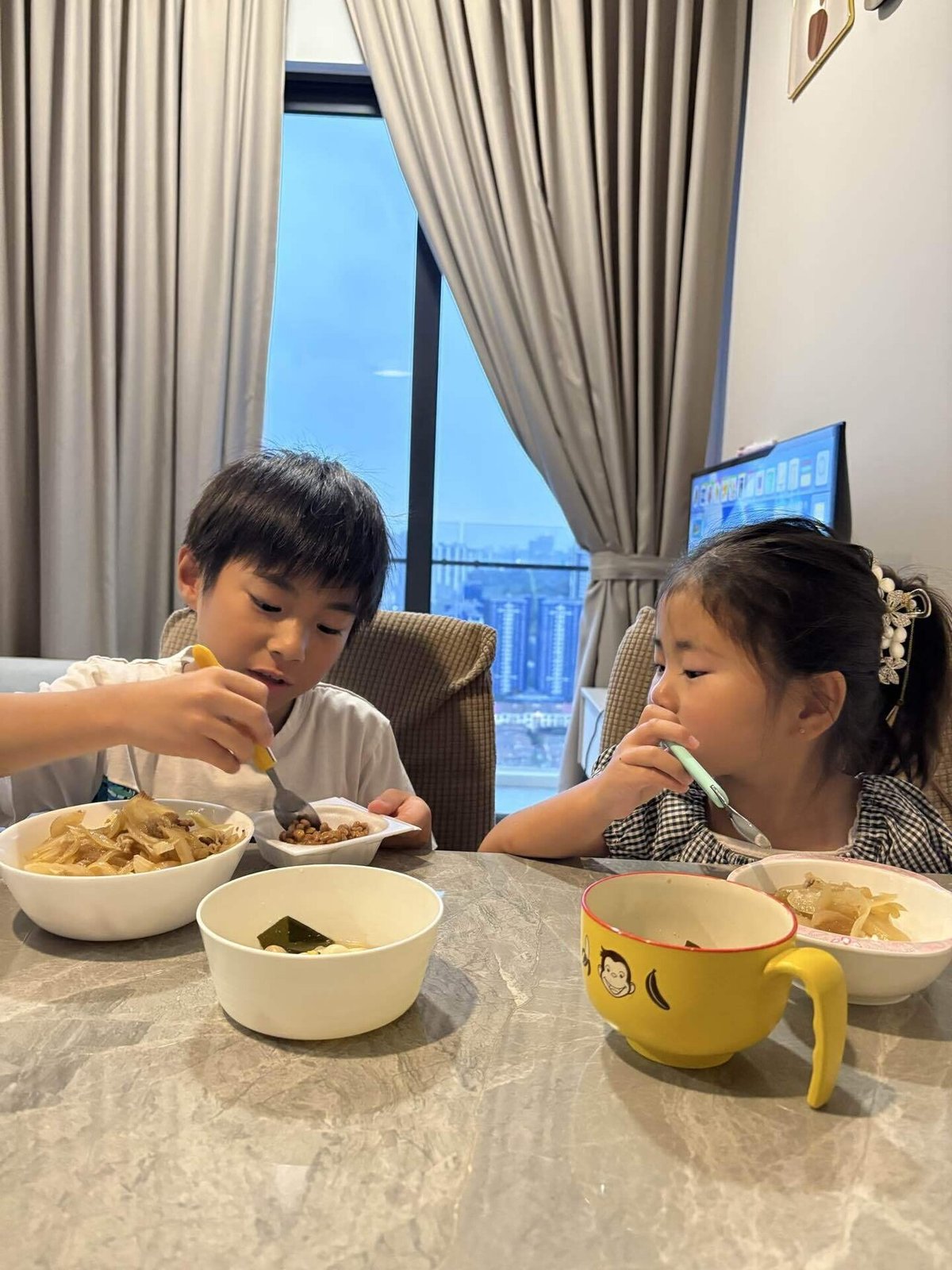 子供たちの学校生活と我が家のルーティン🌿｜シンママRIEマレーシア移住奮闘記｜rie_singlemamstyle