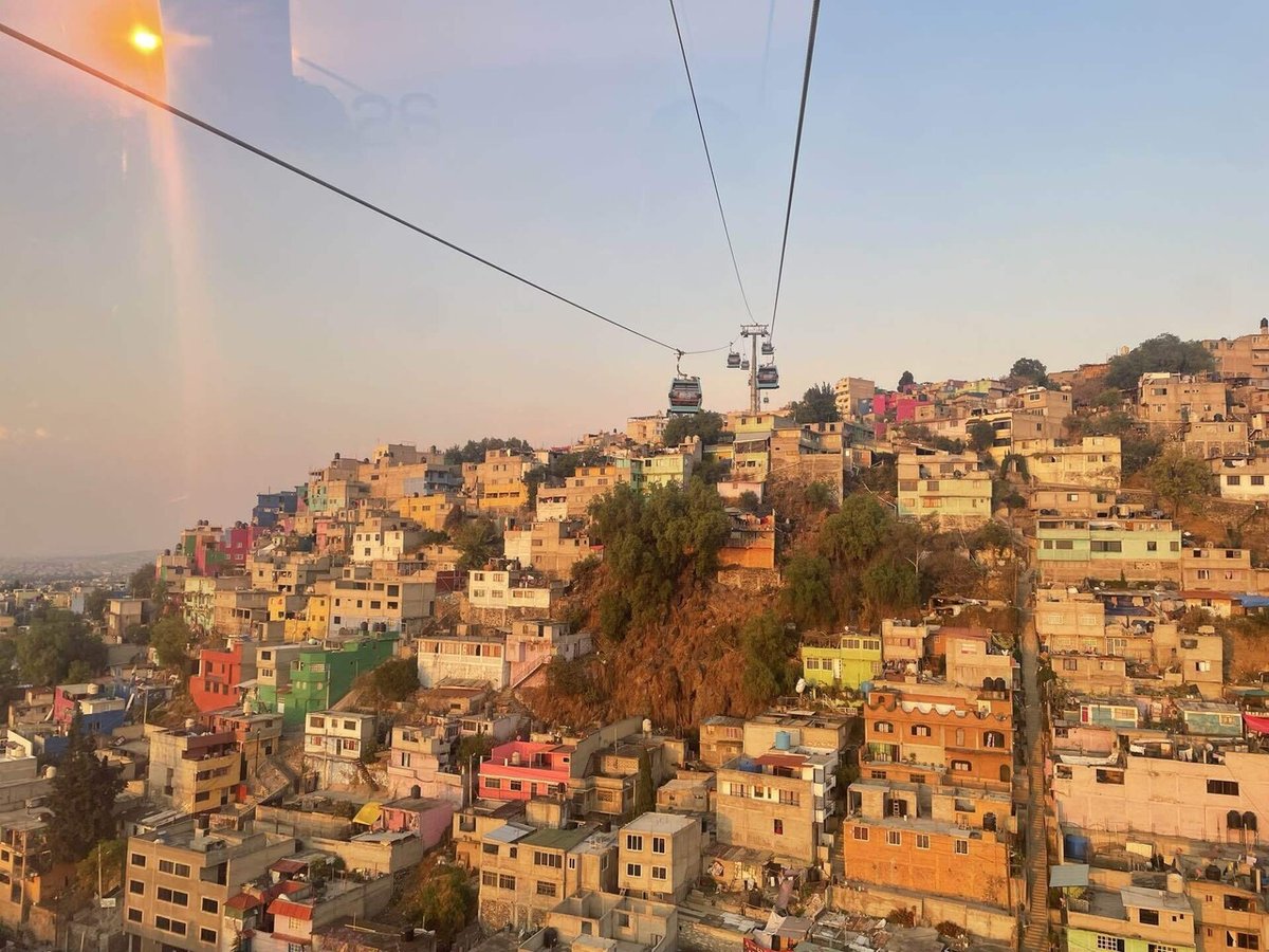 是非オススメしない、メキシコシティのケーブルカー｜yuria